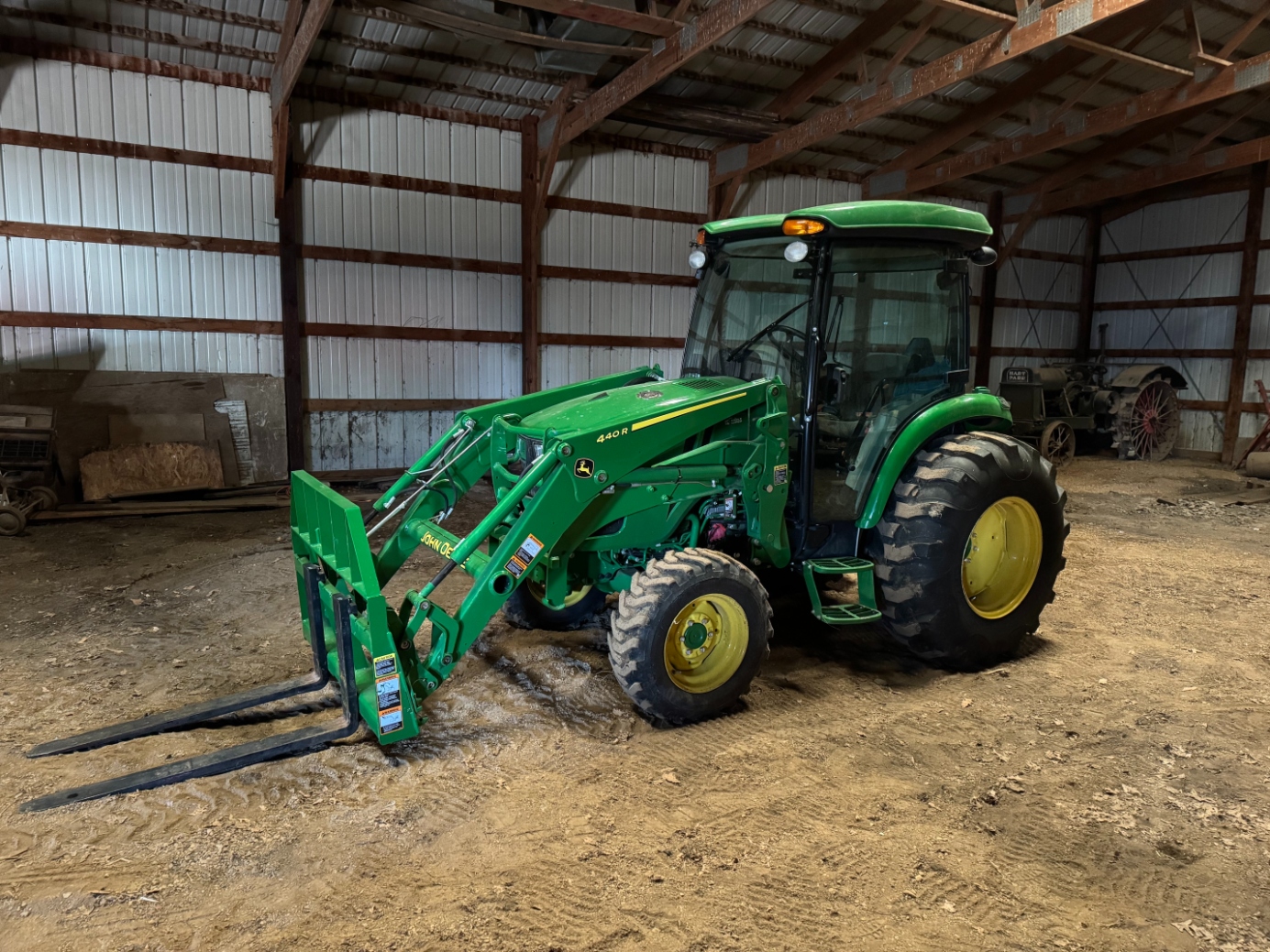 Online Tractor, Classic Car & Tools Auction | Burlage Peterson